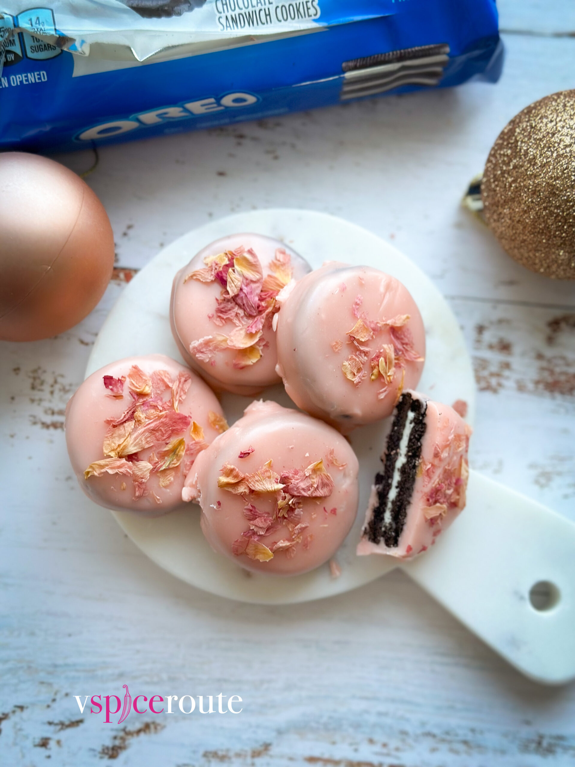 Rose Flavored Oreos | White Chocolate Oreos - vspiceroute